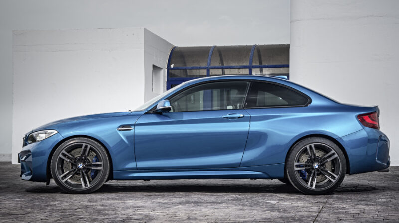 The 2016 BWM M2 Proudly Flaunts Its Racing Heritage and Technology ...